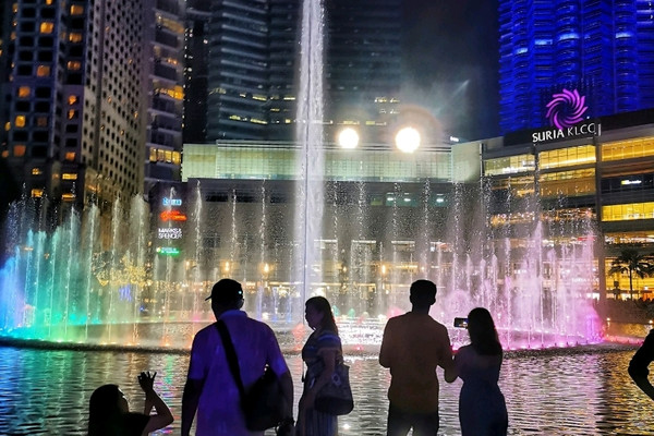 KLCC Park's night and day! | Trip.com Kuala Lumpur