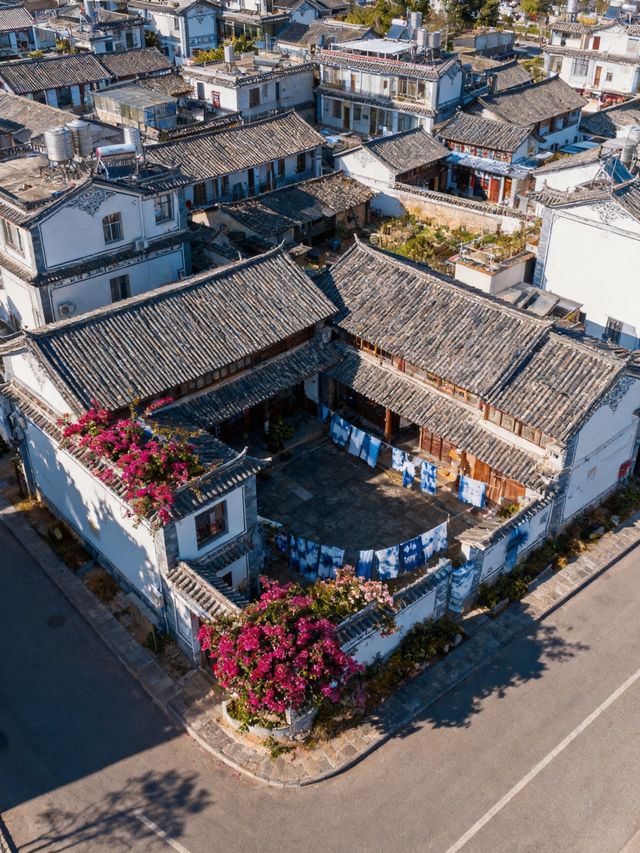 A Healing Summer Escape Around Erhai at 23℃ | Trip.com Dali City