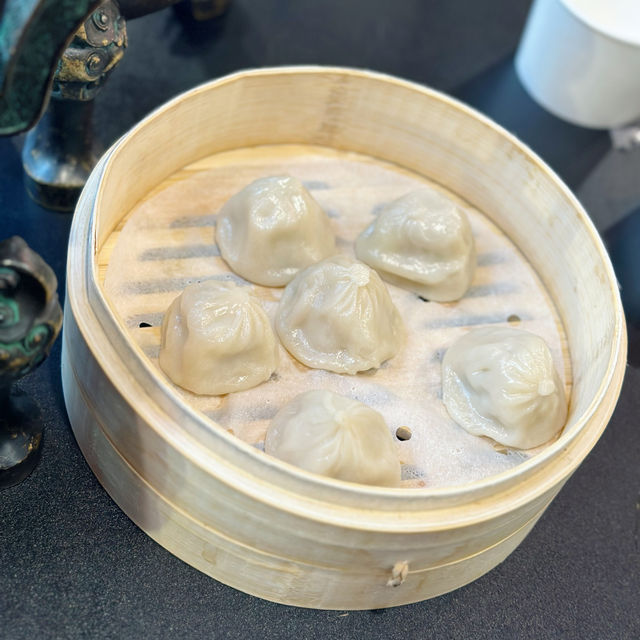 Dumpling Delight: Xing Fu Tang Xiao Long Bao in Ximending | Trip.com Taipei