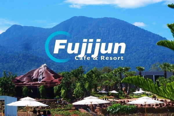 Fujijun ค่าเฟ่เปิดใหม่วิวภูเขา จันทบุรี | Trip.com จังหวัดจันทบุรี