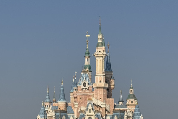 Shanghai Disneyland 🏰 | Trip.com Shanghai