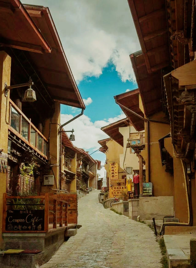 Shangri-La Dream Tour: Two-day tour, close contact with nature! | Trip ...