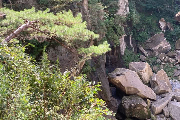 The beauty of a dynamic valley with a series of giant rocks and strange ...