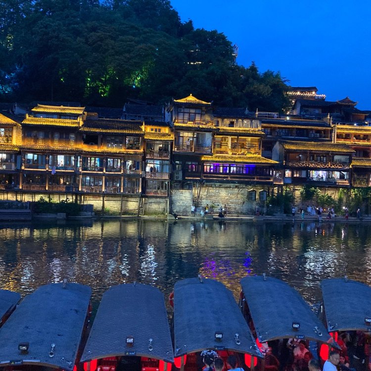 Fenghuang Travel Guide 2024 - Things to Do, What To Eat & Tips | Trip.com