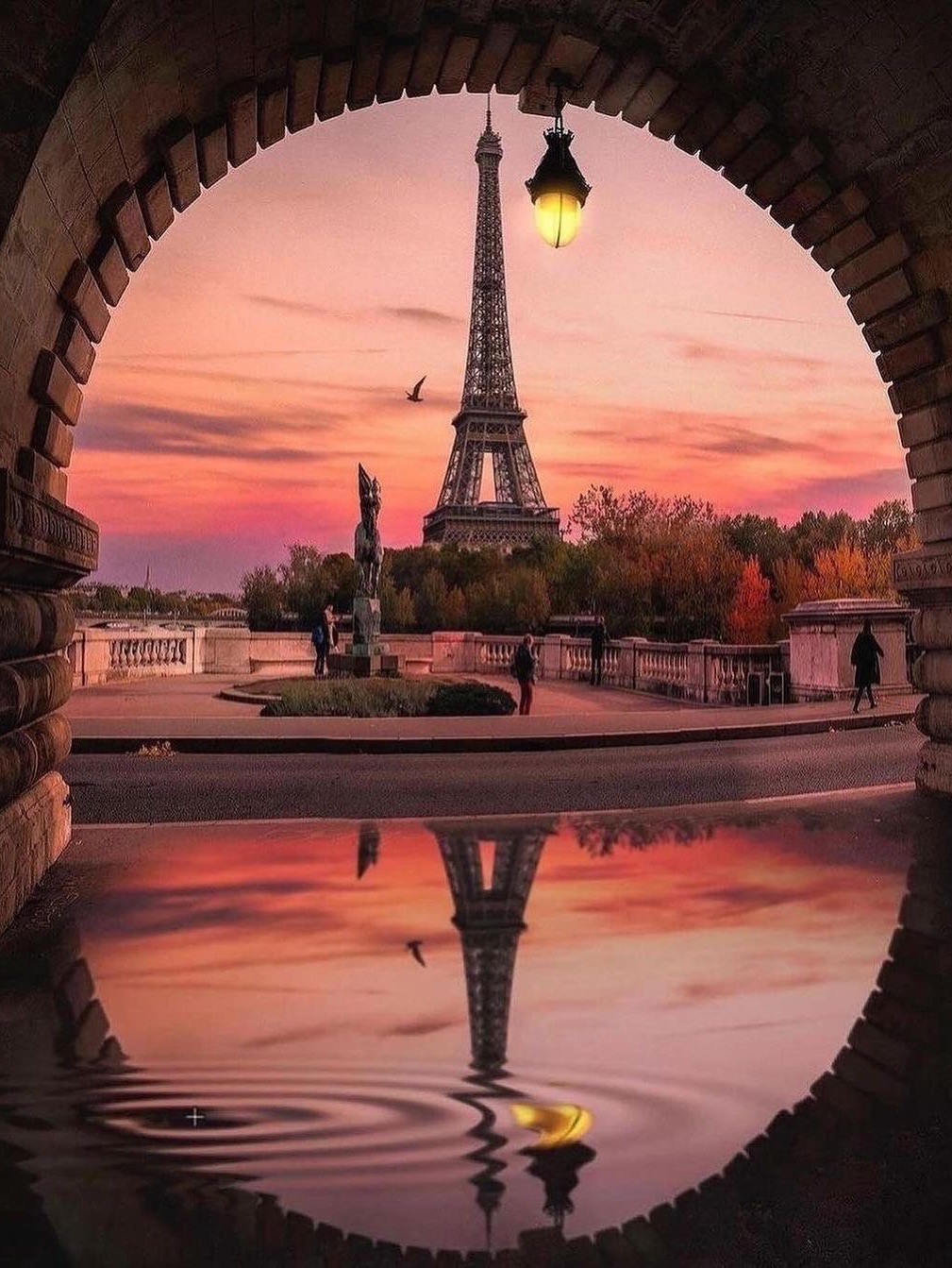 Paris Travel Guide 2024 - Things to Do, What To Eat & Tips | Trip.com