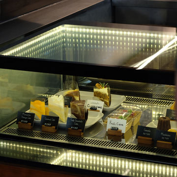 FENS CAFE : SRINAKARIN 42 | Trip.com กรุงเทพฯ