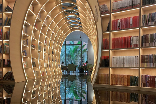 Stunning Yushin Bookstore in Shenzhen 📙 | Trip.com Shenzhen
