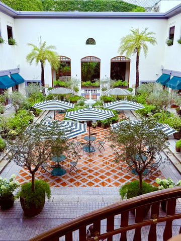 Discover An Iconic Hong Kong Hotel: The Peninsula | Trip.com Hong Kong