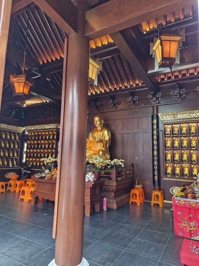 Shanghai Temple Daytrip | Trip.com Shanghai