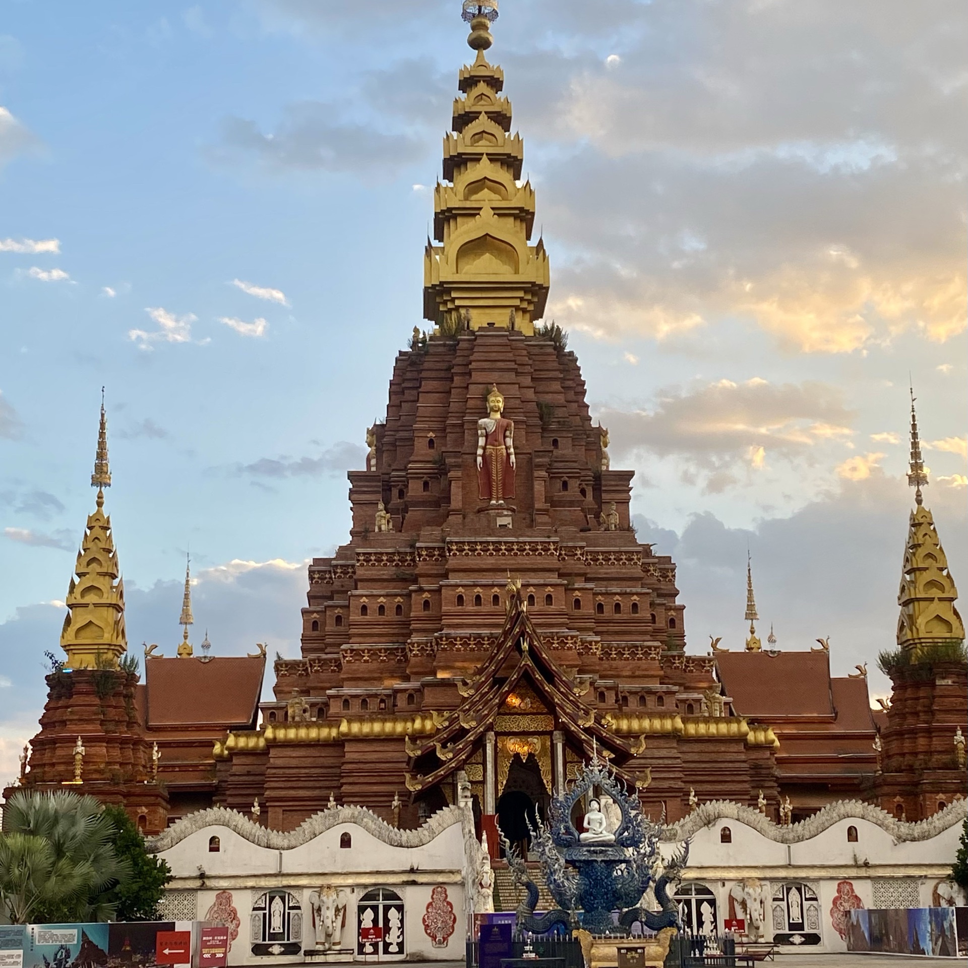 Xishuangbanna Travel Guide 2023 - Things to Do, What To Eat & Tips ...