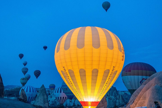 Cappadocia Hot Air Balloon Tour: Exploring the Art Created by Earth ...
