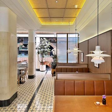 GIUR BISTRO | A NEW CAFE ON JALAN ARIAJIPANG THAT'S SUPER FANCY ...