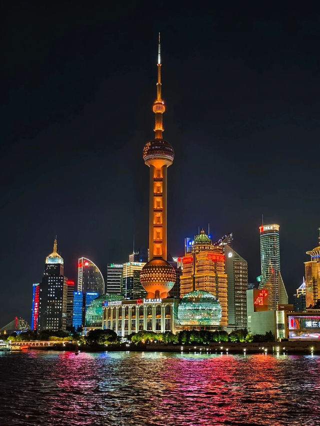 Architecture Glow🌃 | Trip.com Shanghai