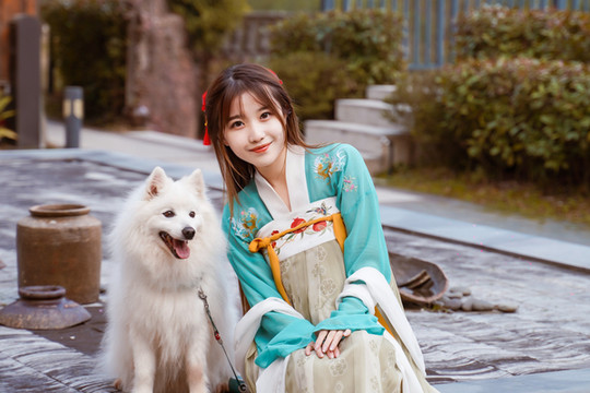 Anji Treasure Homestay invites you to stay in a century-old Huizhou ...