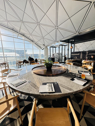 🇭🇰 ️ Qantas Lounge Hong Kong | Trip.com HongKong International Airport