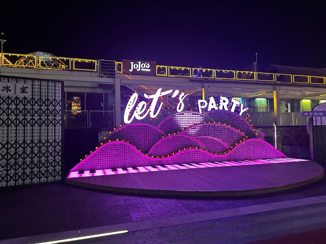 Party Pier Plaza | Trip.com Guangzhou