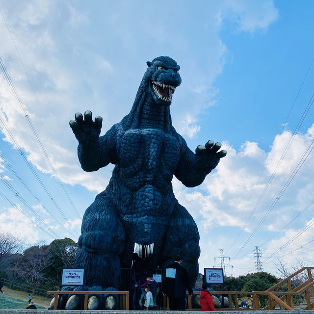 A flower park with Godzilla slide! | Trip.com Yokosuka