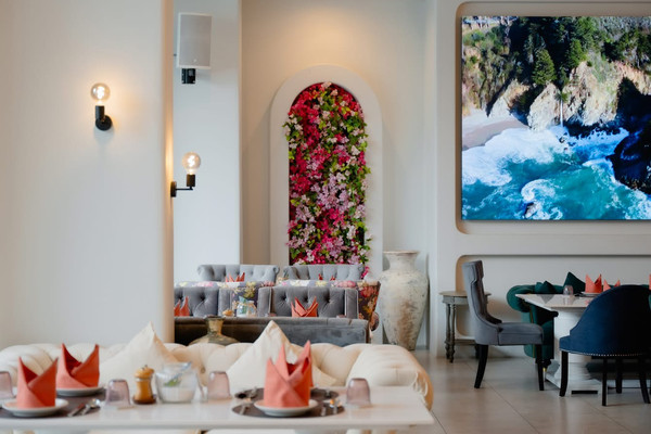 Castaway Restaurant, Café & Pool Bar | Trip.com พัทยา