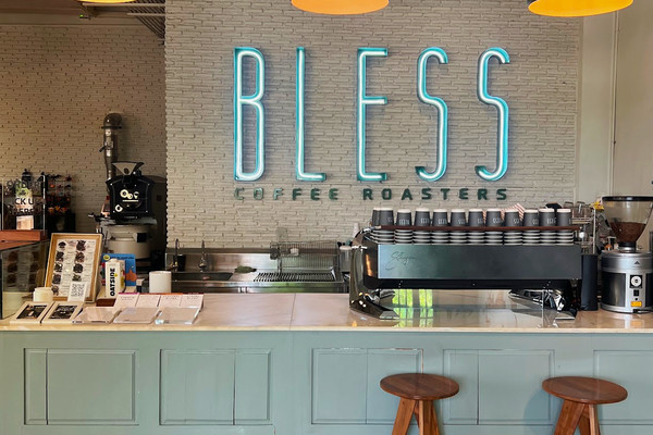 BLESS COFFEE ROASTERS - คาเฟ่นครสวรรค์ | Trip.com อำเภอเมืองนครสวรรค์