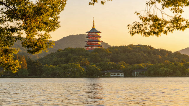 Hangzhou West Lake and Xixi Tour | Trip.com Hangzhou