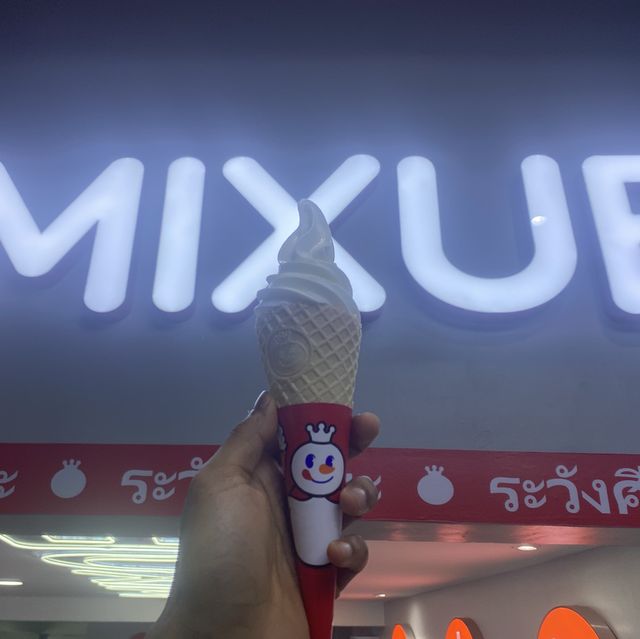 MIXUE ICE CREAM & Tea เจ้าดังจากจีน เปิดแล้วทีไทย | Trip.com กรุงเทพฯ