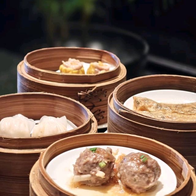 🍜 Glorious Dim Sum Brunch Buffet 🥟 | Trip.com Bali