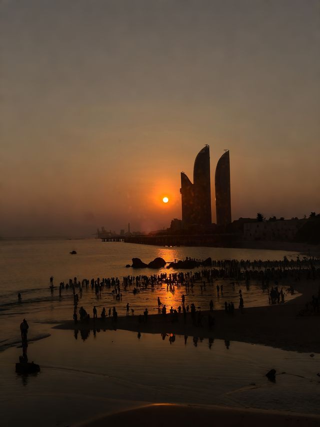 Twin Towers Sunset Glory, This Is Xiamen’s Most Romantic Free Beach ...