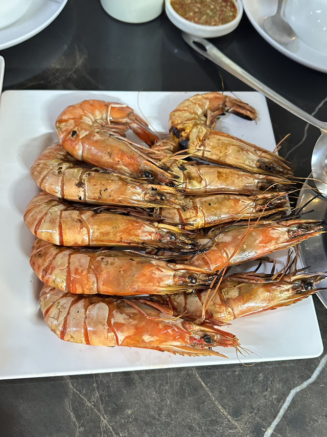 Eating Crabs, Watching Hawks, and Exploring Chanthaburi: A Stay at Plai ...