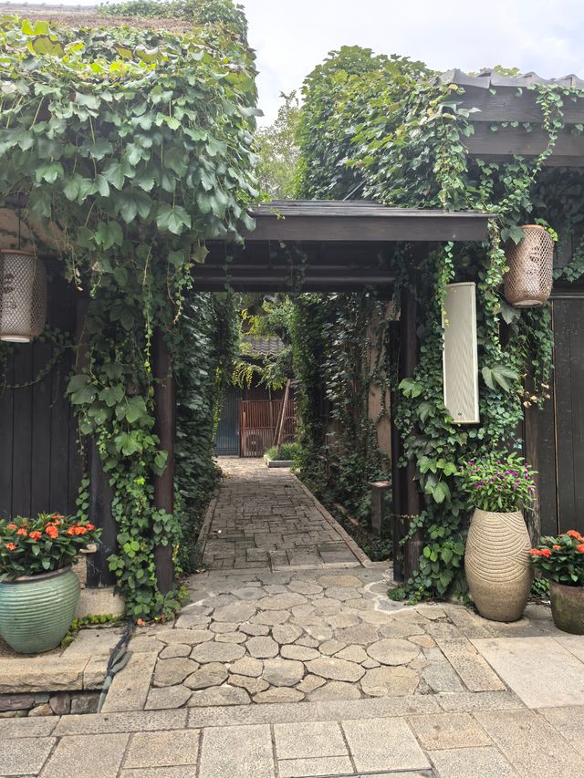Wuxi Nianhuawan - Nanny-Level Minimalist Guide | Trip.com Wuxi