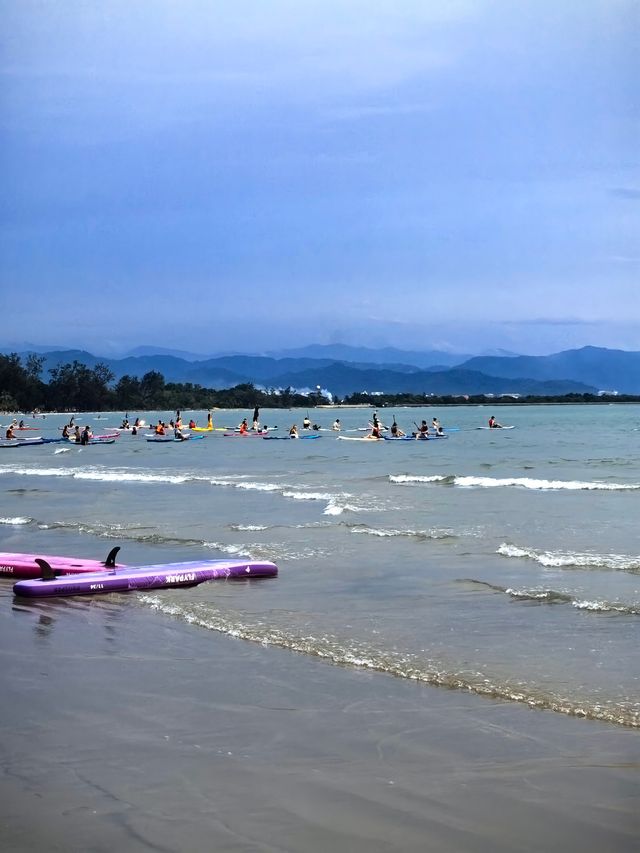 World-Class Sunset Destination — Tanjung Aru Beach, Kota Kinabalu ...