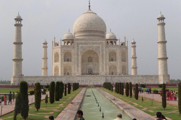 Timeless Splendor of India's Taj Mahal | Trip.com Agra