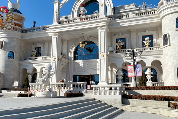 Beijing Besties' Gathering Spot: A Day Trip Guide to POP MART City Fun ...
