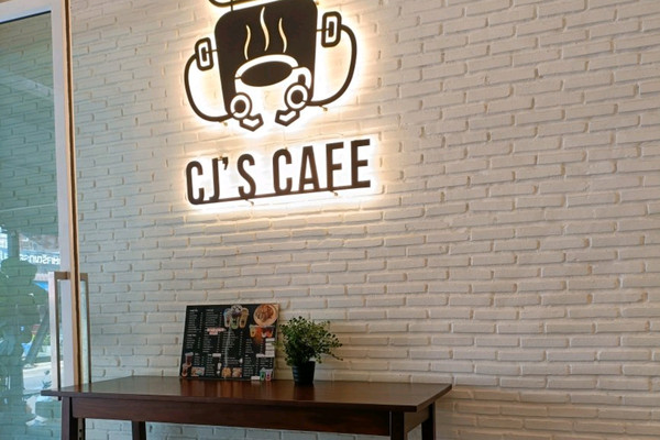CJ'S cafe at Buriram | Trip.com ตัวเมืองบุรีรัมย์
