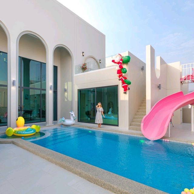 「Ariya Pool Villa」—一間新開業的別墅，位於七岩海灘附近，氛圍極佳。｜Trip.com 七巖