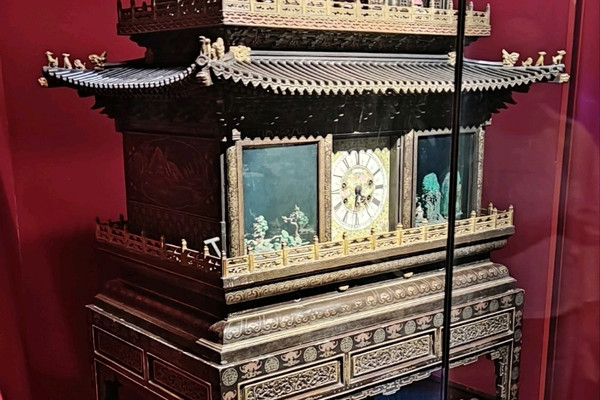 Golden Timepieces at the Palace Museum’s Gallery of Clocks ⏰ | Trip.com ...