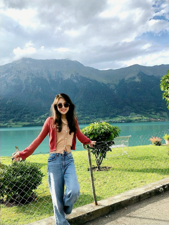 Iseltwald Travel Guide 2024 - Things to Do, What To Eat & Tips | Trip.com