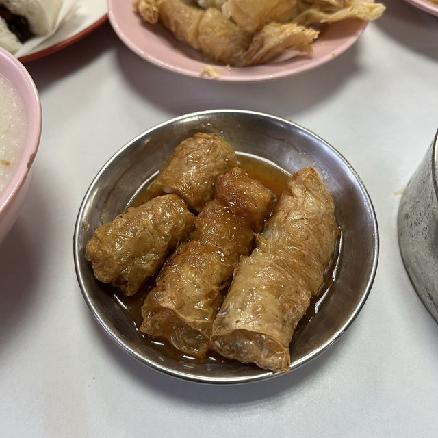Traditional dim sum at Ming Kok | Trip.com Ipoh