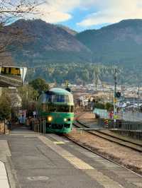 Yufuin Station กับกิมมิครถไฟสีเขียว 🚃｜Trip.com 由布市