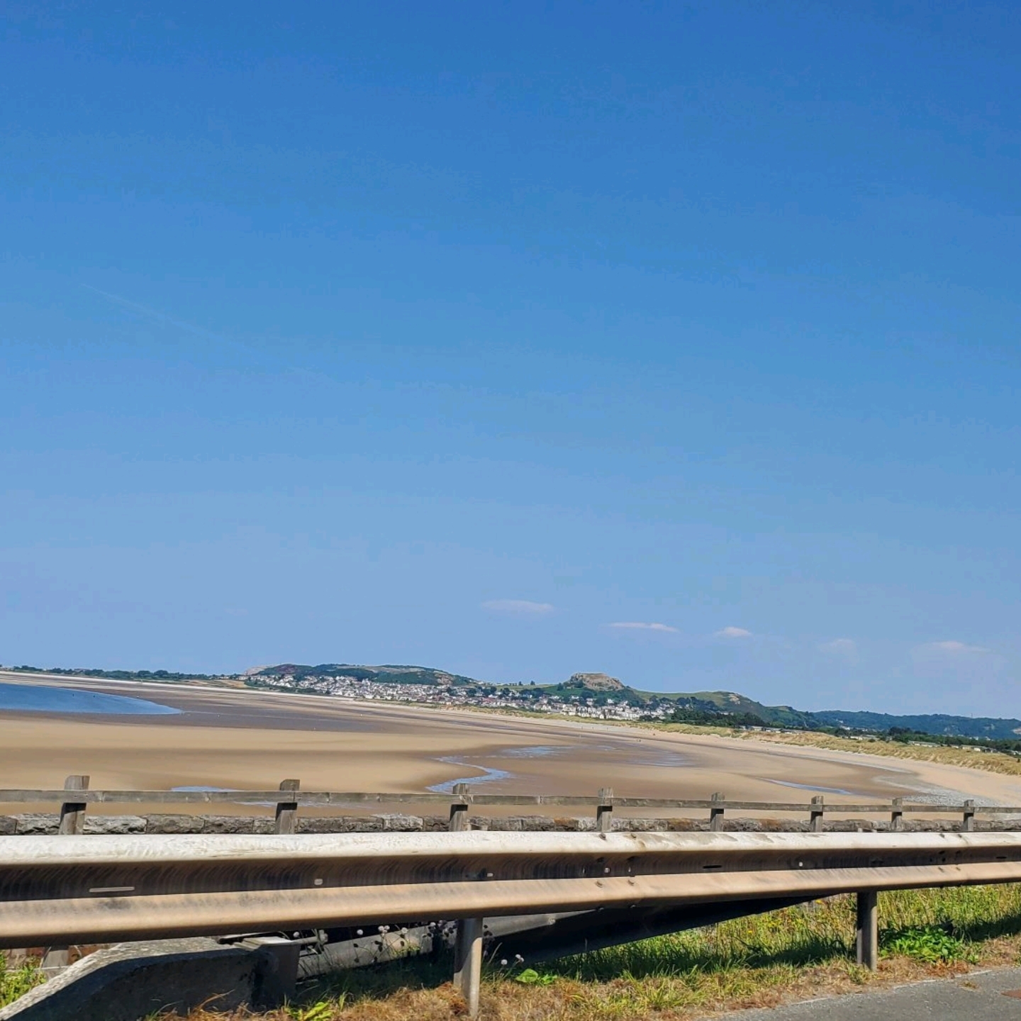 Colwyn Bay Travel Guide 2023 - Things to Do, What To Eat & Tips | Trip.com