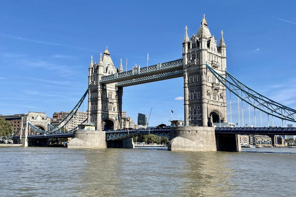 Tower bridge | Trip.com London