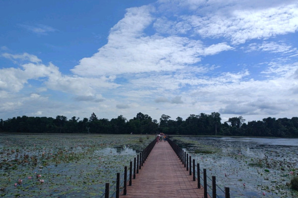 Neak Pean: A Crystal Beauty in The Middle of Swamp | Trip.com Siem Reap