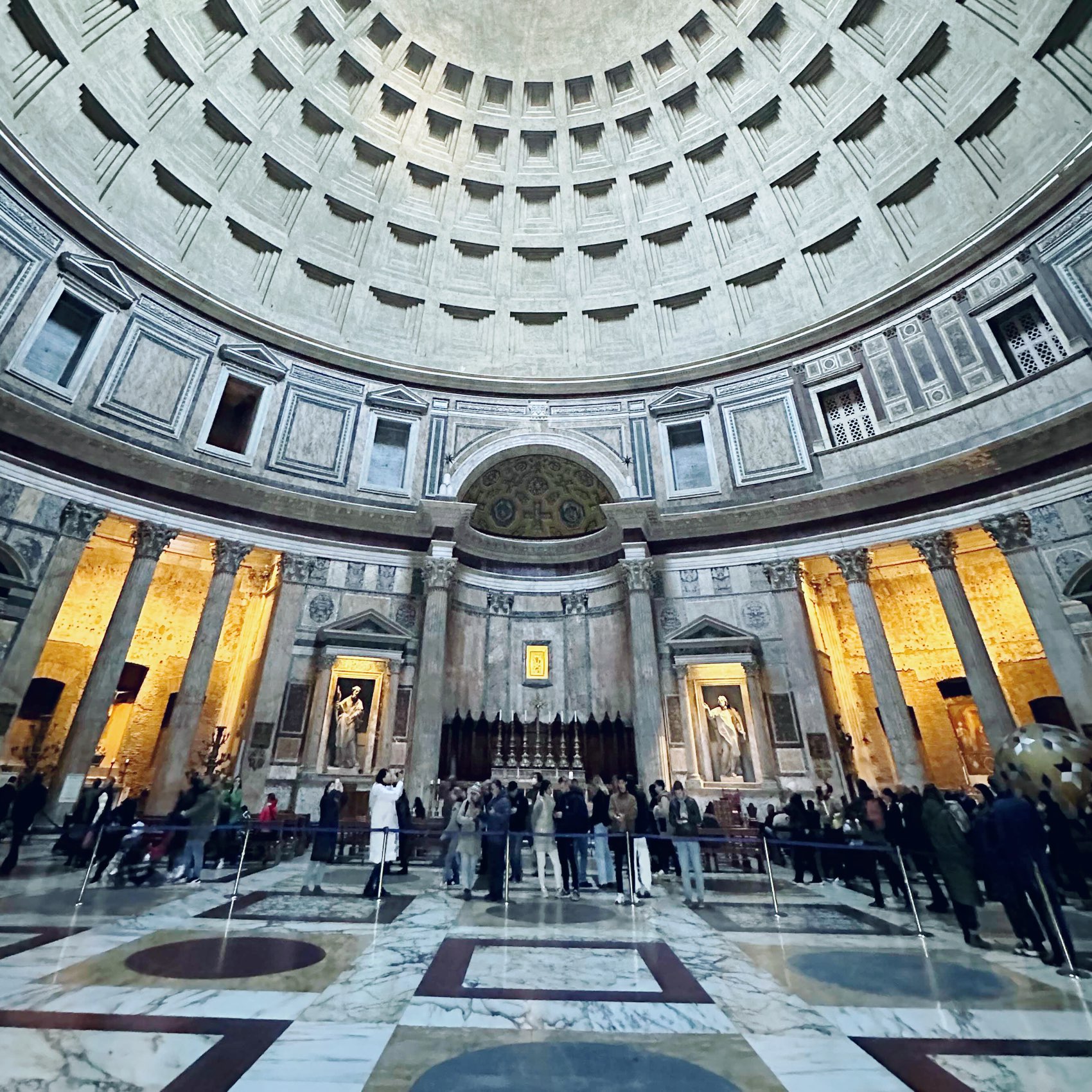 Pantheon Inside