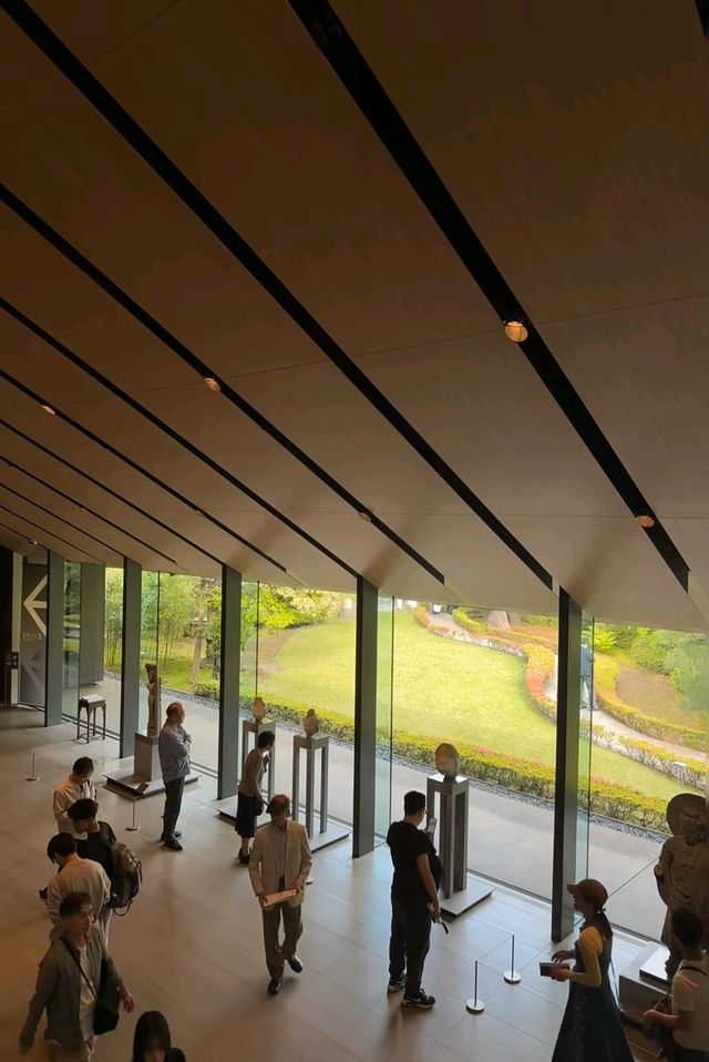 Hidden deep within the bustling Omotesando in Tokyo is the "heavenly ...