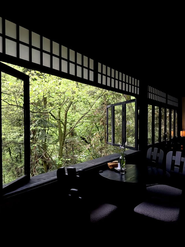 Escape the bustling city of Guangzhou and find Zen in a mountain forest ...