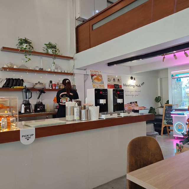 LUME CAFE | Trip.com นนทบุรี