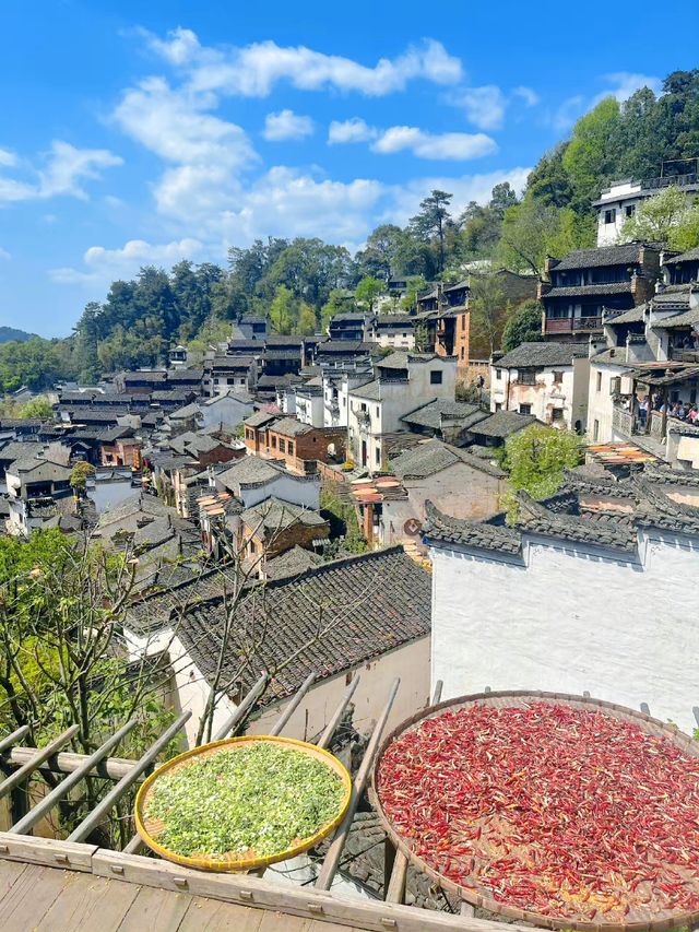 Spring is certainly the time to visit China's most beautiful villages ...