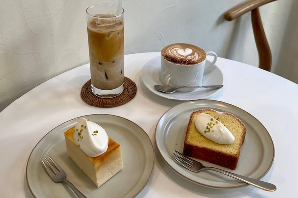 おしゃれカフェ🤍【LARS COFFEE AND BAKERY】 | Trip.com 大分