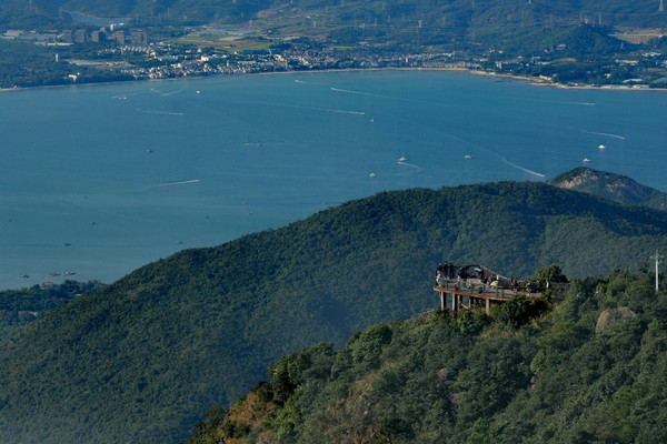 Shenzhen's Most Beautiful Mountain Peak Guide|| The beloved and hated ...