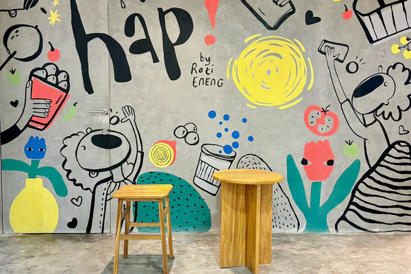 Cozy Vibes and Delicious Bites at hap! by Roti Eneng | Trip.com Jakarta