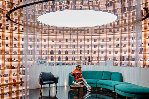 Yuxi Shuzhai, the most popular corner library of Guangzhou 📸 | Trip.com ...